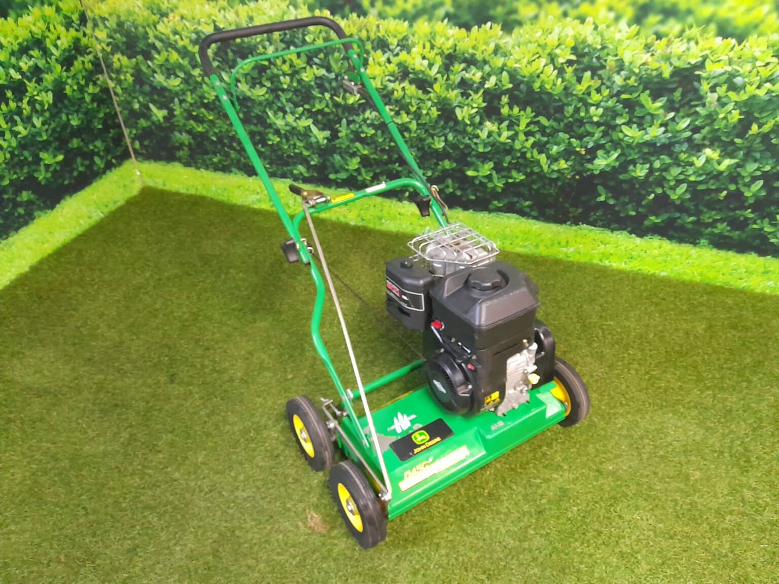 John Deere D45C verticuteermachine - Kortier Mechanisatie