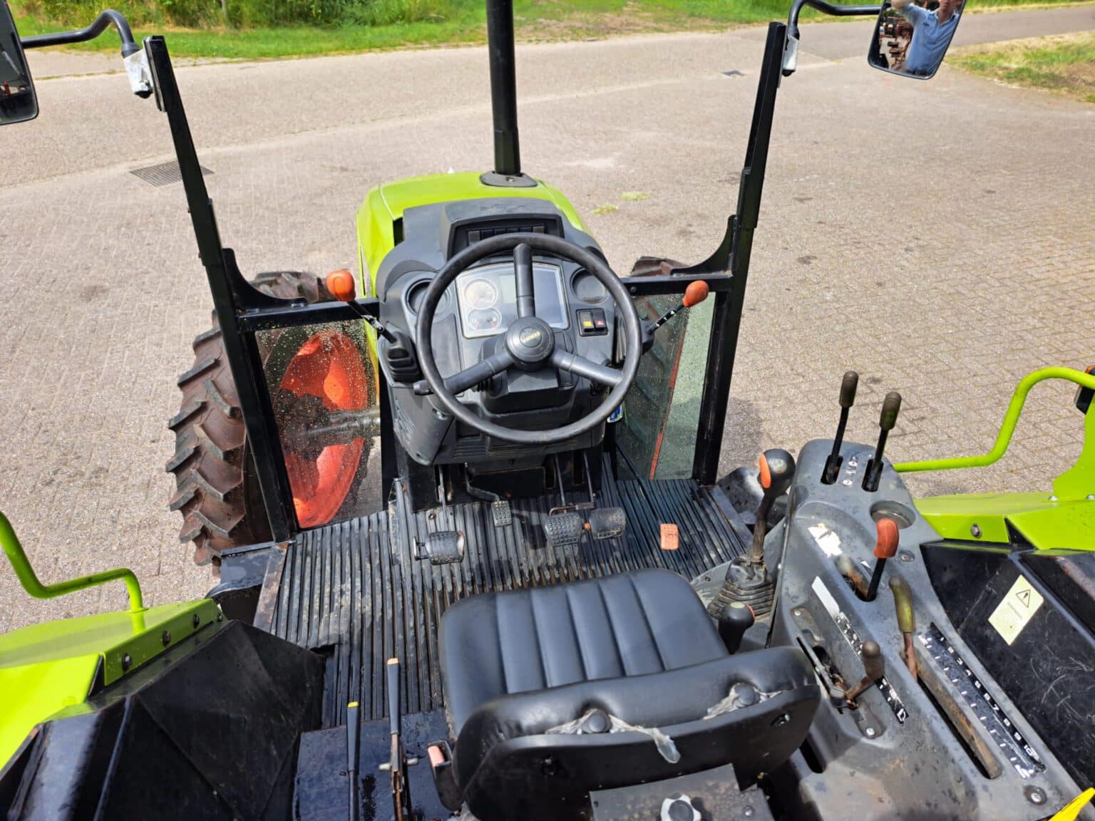 Claas trekker - Kortier Mechanisatie
