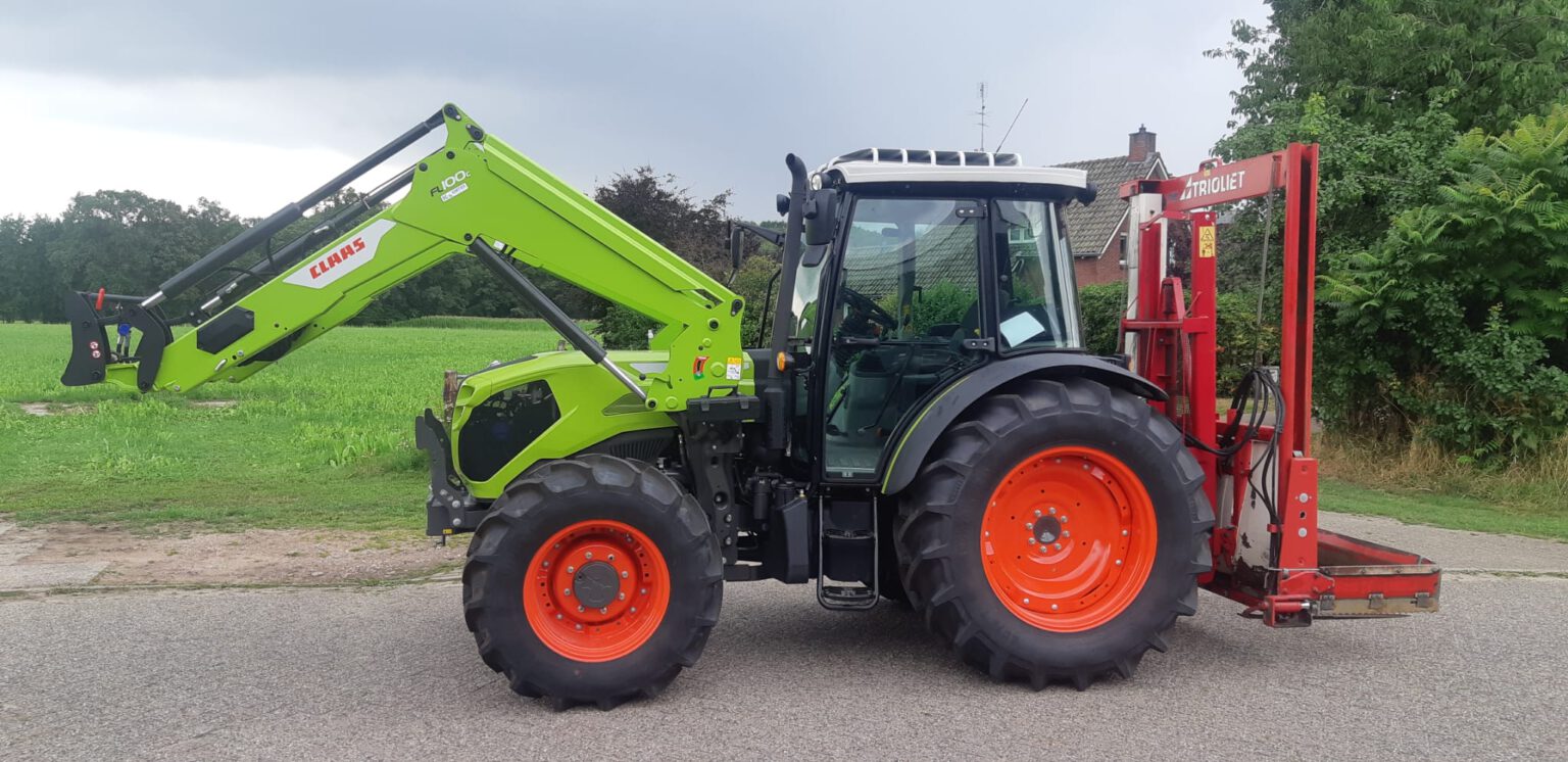Claas trekker - Kortier Mechanisatie